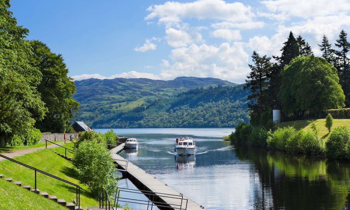 Caledonian cruising: a boating break in scenic Scotland – Julian Worker ...
